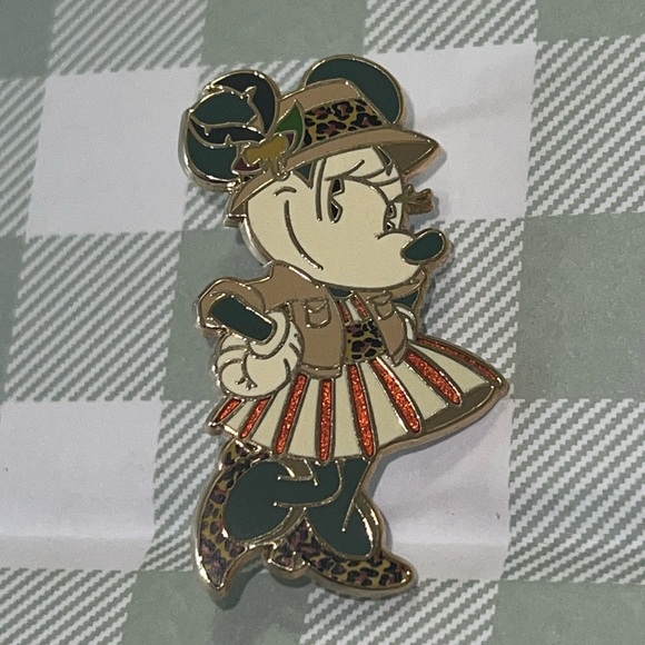 Disney | Jewelry | Disney Minnie Mouse Main Attraction Jungle Cruise ...